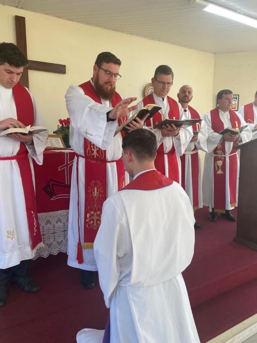 Instalação do pastor Jean Junior Hartmann - Mensageiro Luterano